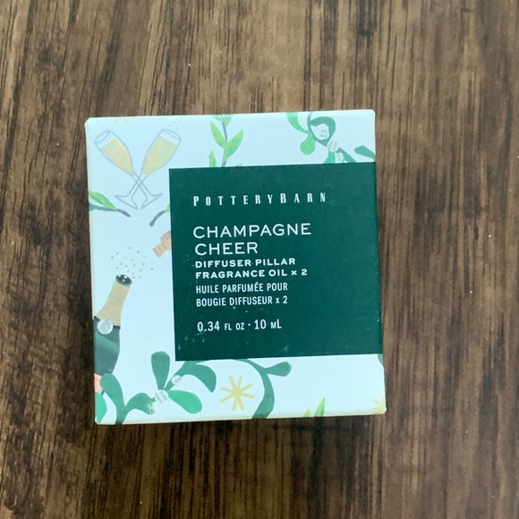 Pottery Barn | Other | Pottery Barn Signature Home Scent Flameless ...